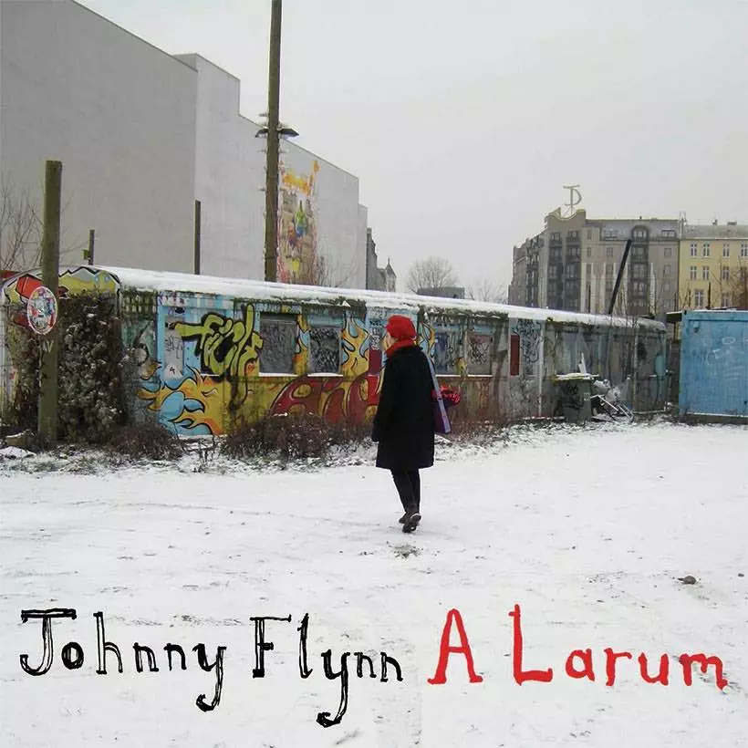 El cantant, compositor i actor Johnny Flynn reedita l'àlbum debut 'A Larum'