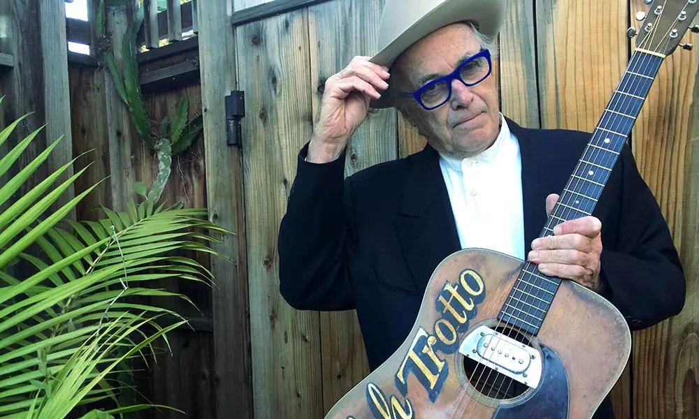 'The Prodigal Son': Si Ry Cooder Naghatag Usa ka Late-Career Classic