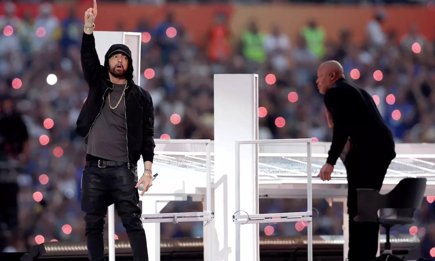 Eminem en Dr. Dre Albums Fly Up Charts nei Super Bowl Show