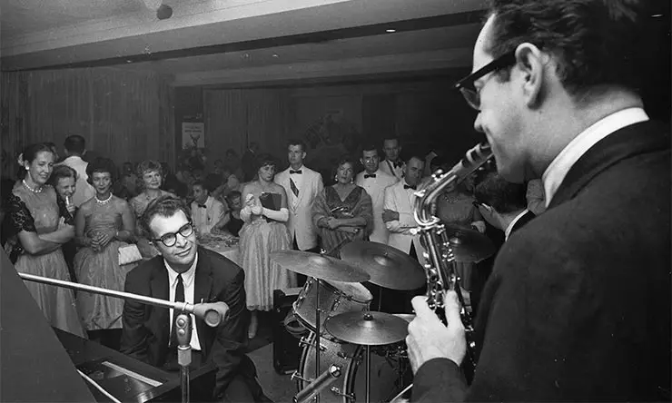 Dave Brubeck រស់នៅ Wisconsin Club 1961 740 ឥណទាន John Bolger Collection