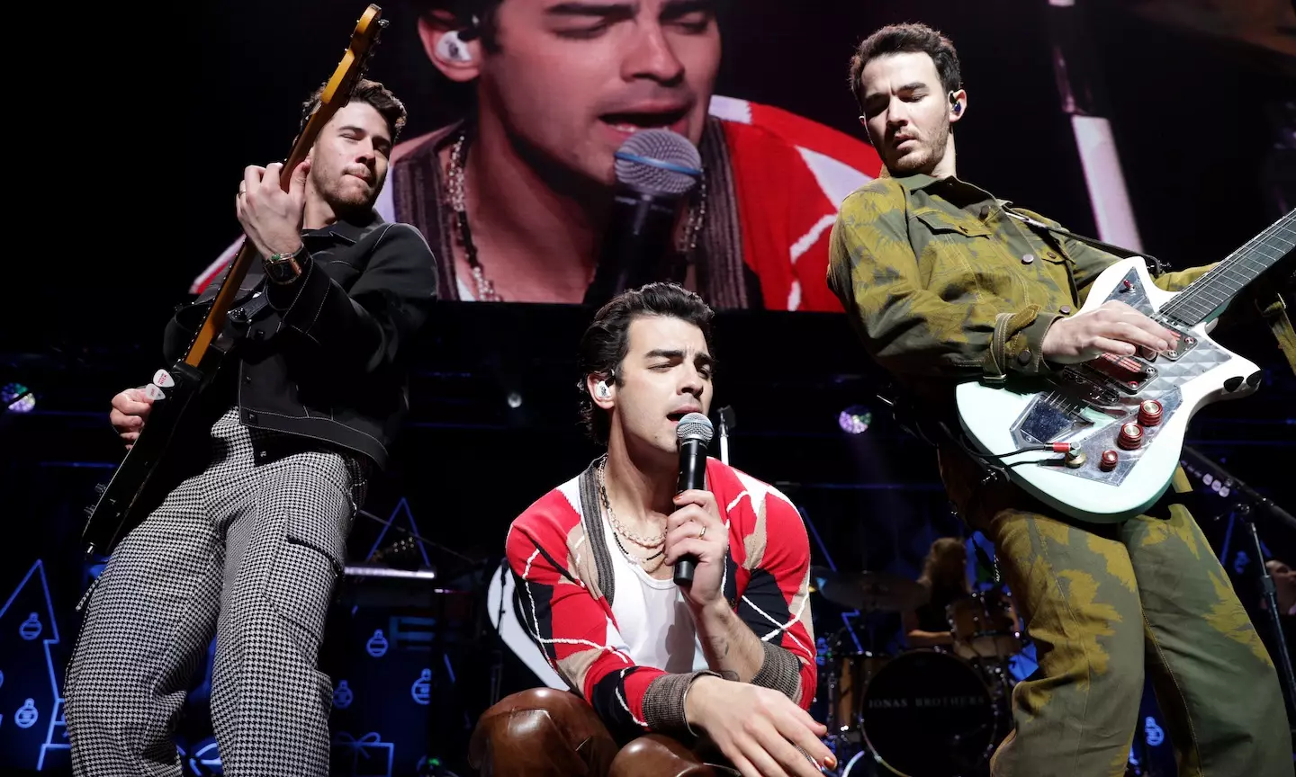 Jonas Brothers Sun Sanar Da Mazauni Las Vegas Na Biyu