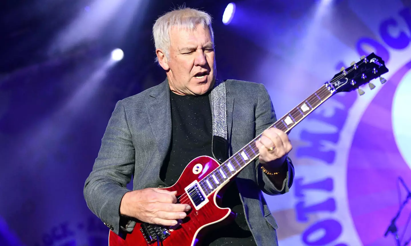 Alex Lifeson dari Rush Bekerja Dengan Geddy Lee: 'Jika Itu Terjadi, Itu Terjadi'