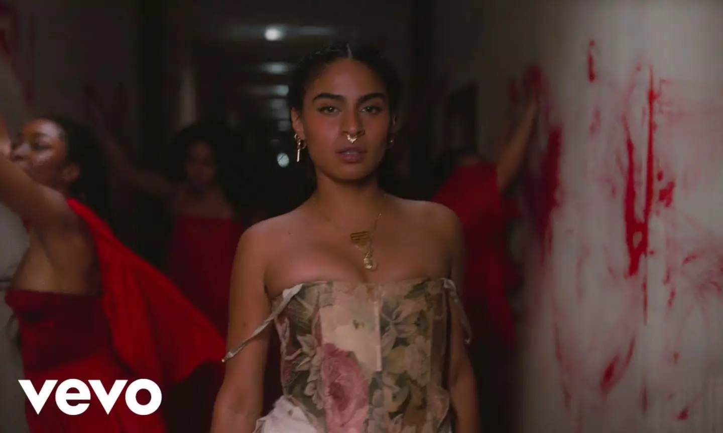 Jessie Reyez Shares First Single Sa Dalawang Taon 'Pandaraya' | uDiscover