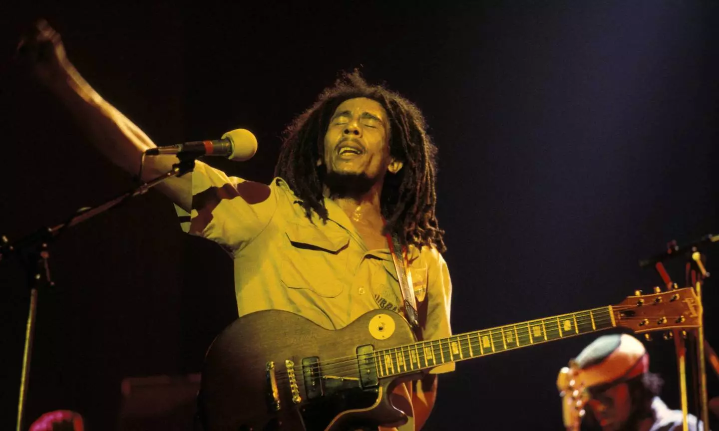 Fanmi Bob Marley make 77th anivèsè li ak emisyon, ekspozisyon, plis