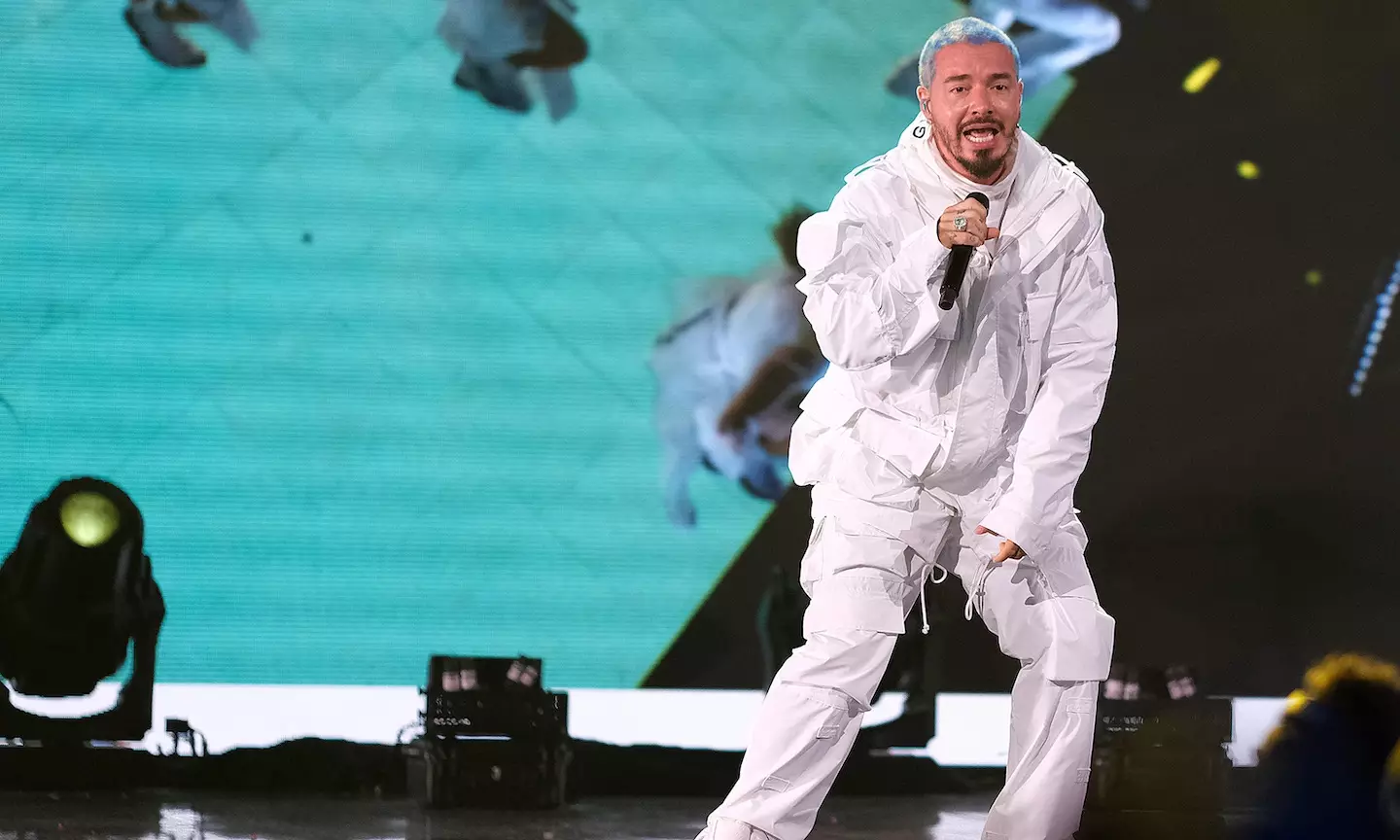 J Balvin riceve il premio Agente del cambiamento