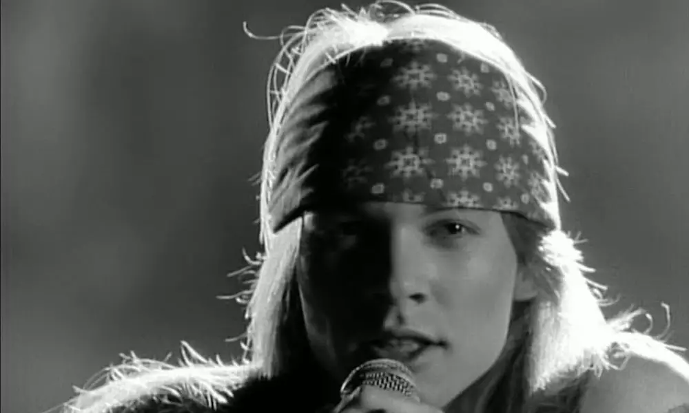 Guns N' Roses 'Sweet Child O' Mine' 1 მილიარდი ნახვით ხვდება