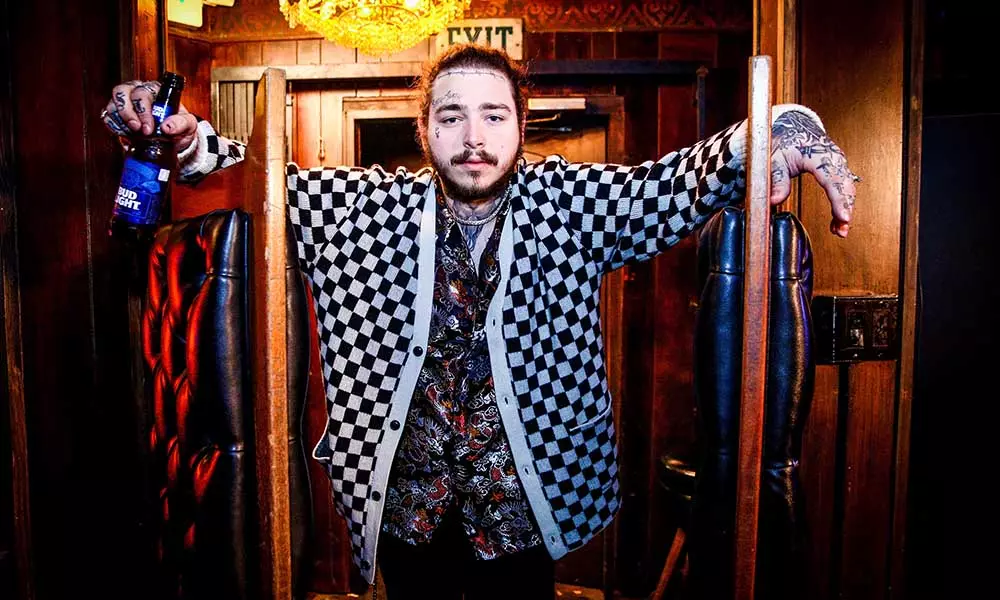 ເພງ Post Malone ທີ່ດີທີ່ສຸດ: ສິ່ງສຳຄັນຈາກ The Pop Superstar