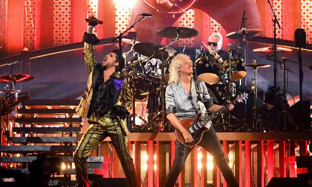 Queen + Adam Lambert Deel The Show Must Go On