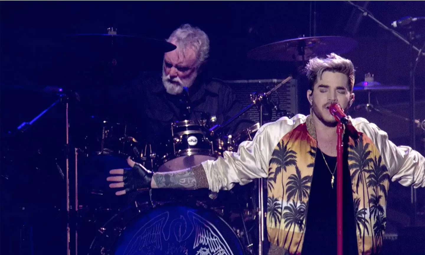 Žiūrėkite „Decade of Queen“ ir „Adam Lambert“ 49 seriją „The Greatest“.