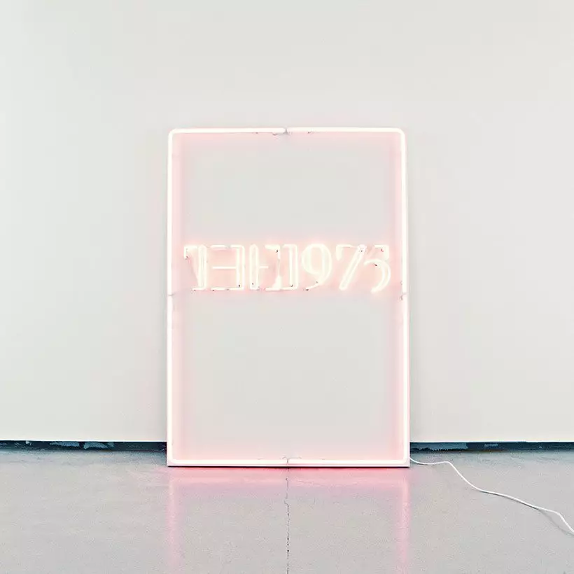 Le 1975 Je l'aime quand tu dors car tu es si belle et pourtant si inconsciente de la couverture de l'album optimisée pour le web 820