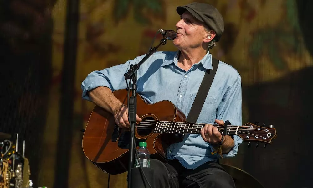 James Taylor Dîrokên Serdana Ji Nûvekirî ya Bi Jackson Browne re ragihand