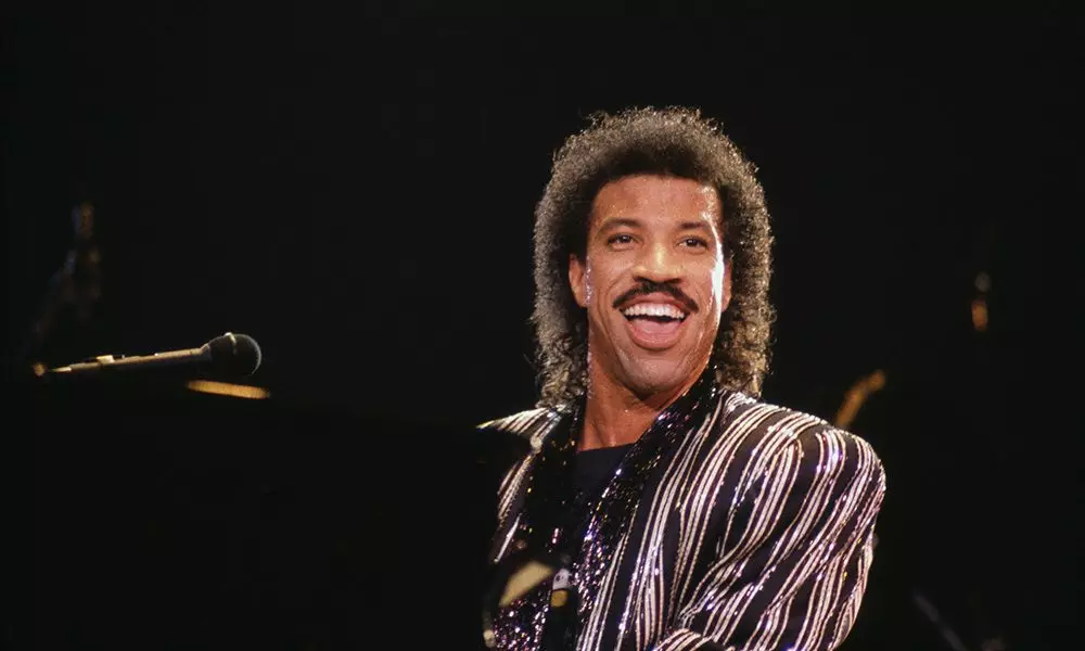 ภาพ Lionel Richie โดย David Redfern และ Redferns และ Getty Images