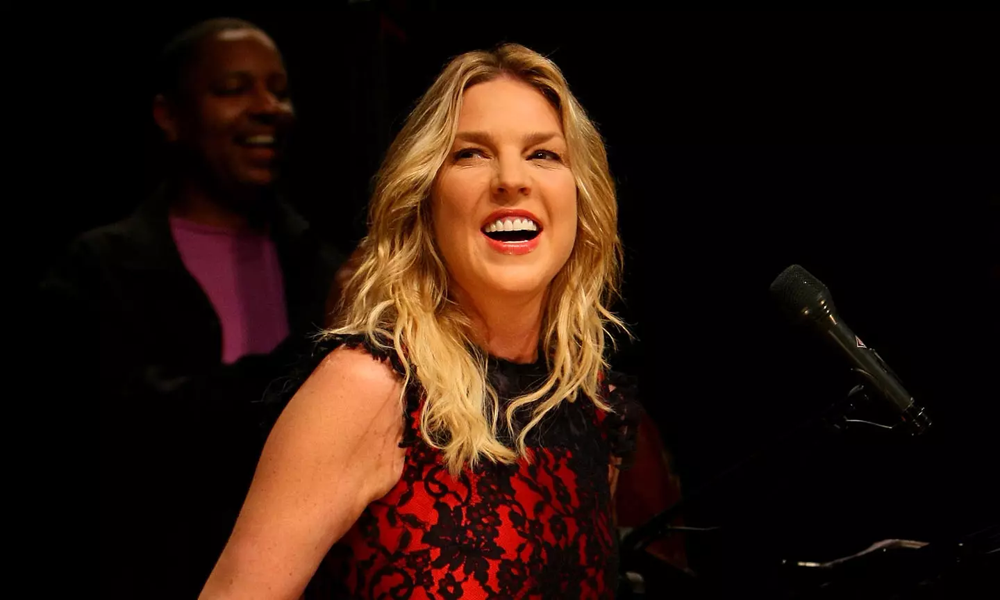 Diana Krallning eng yaxshi qo'shiqlari: 20 ta jazzning asosiy qo'shiqlari