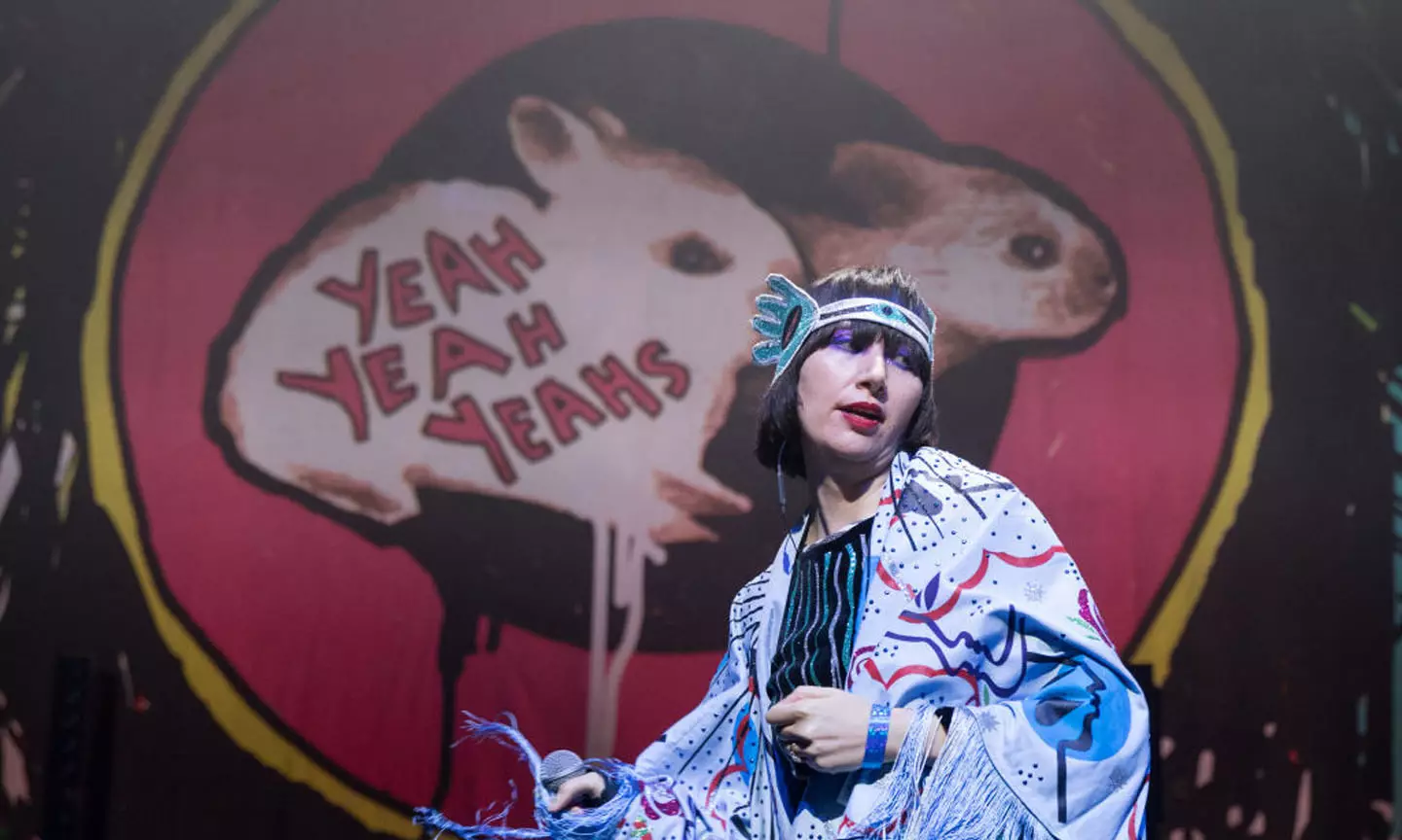 Erê Yeah Yeahs Dîroka Duyemîn a Londonê Li Bernameya Gera Havînê Zêde Bikin