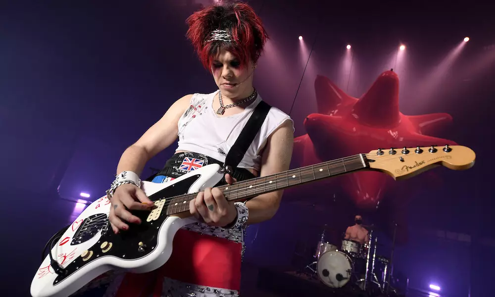 Yungblud, Jamie Cullum en Celeste verschijnen op 'Top Of The Pops' Specials