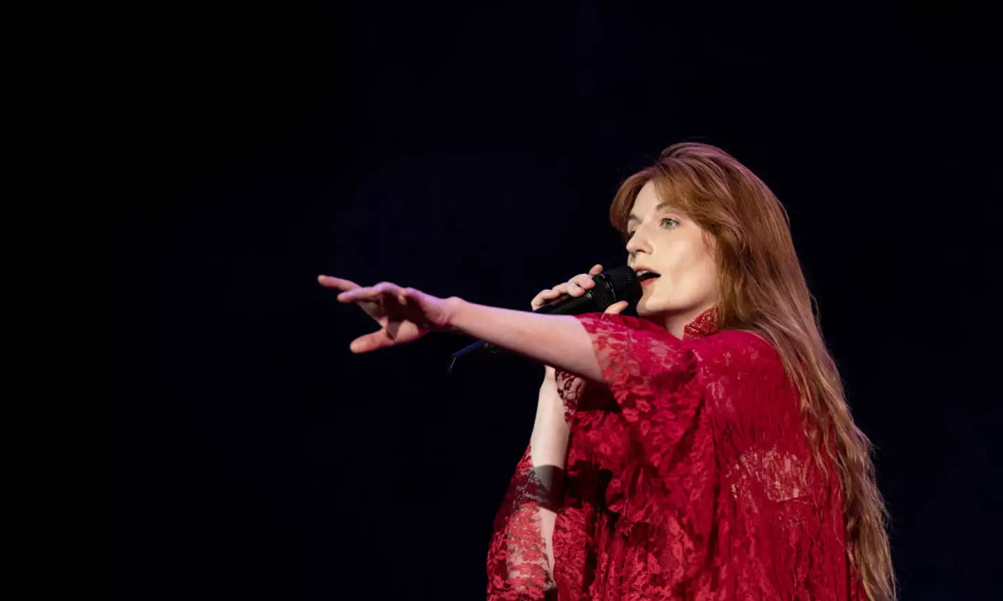 Florence Welch yahawe igihembo cy'icyubahiro Yaturutse muri kaminuza ya London