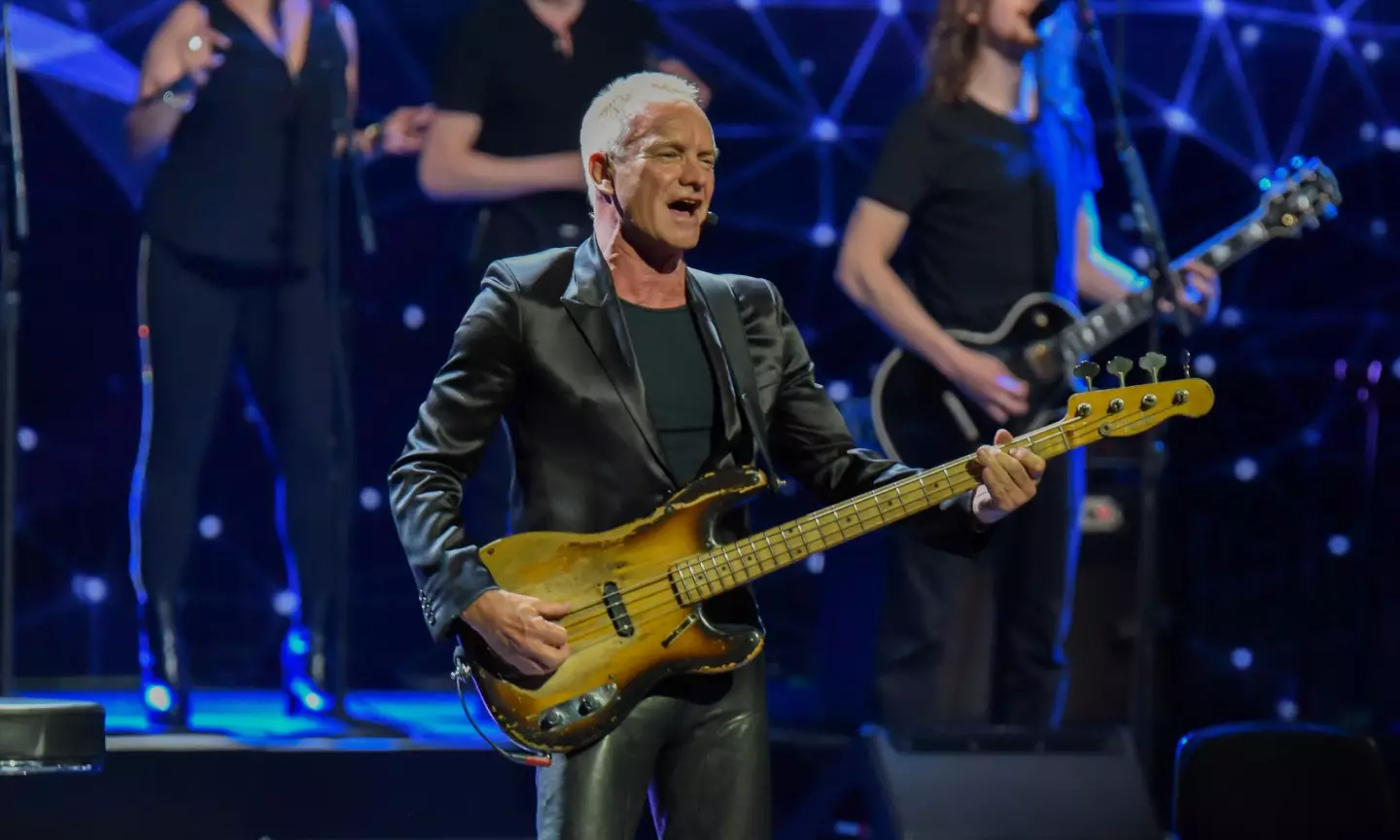 Sting deler Super Deluxe-udgaven af det seneste album 'The Bridge'