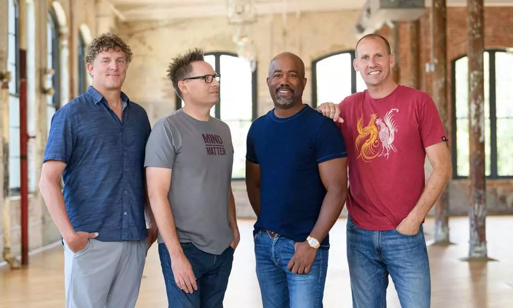 "People Grew To Love Us Again": Hootie & The Blowfish's Second Coming