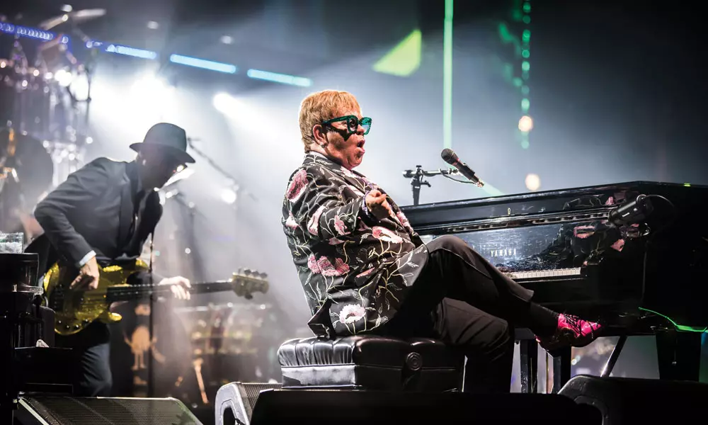 "أنا محظوظ لكتابة الأغاني مثل الناس": Elton John In 20 Quotes