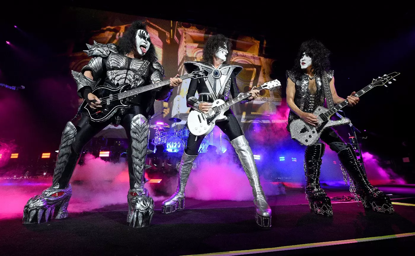 KISS està preparat per reprendre la gira després dels casos de COVID dels membres de la banda