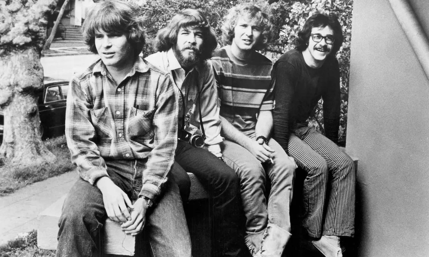 Дар 'Эд Салливан Шоу' рокзании Creedence 'Good Golly Miss Molly' -ро тамошо кунед