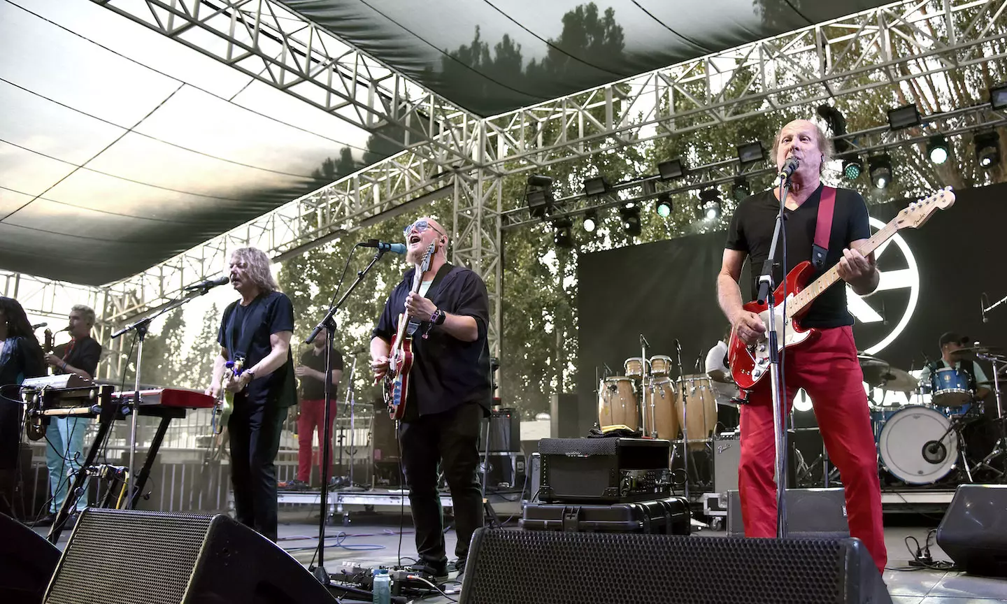 Adrian Belew in Jerry Harrison dodana v postavo RoSFesta 2022