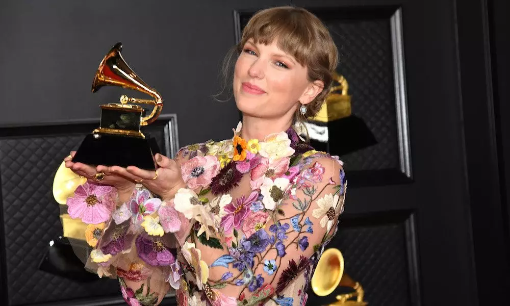 Taylor Swift 2021. aasta Grammyd