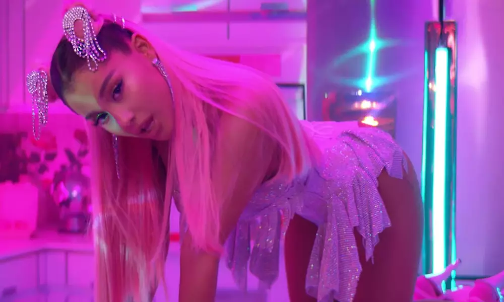 Ariana Grande bat el rècord de 24 hores de Spotify per a les obres de 7 anells