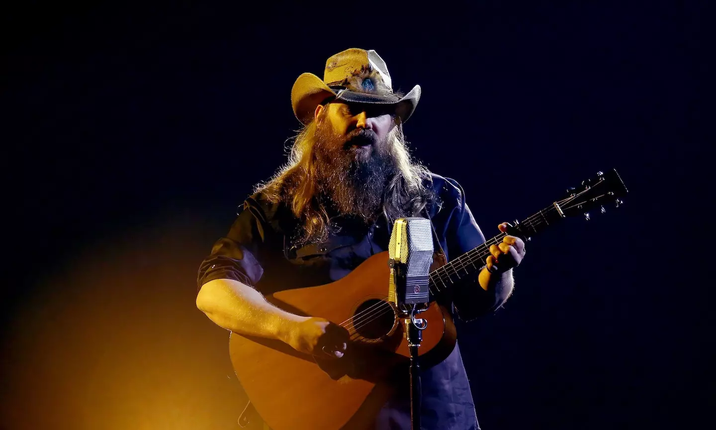 Chris Stapleton poctěn výstavou nové country music Hall of Fame