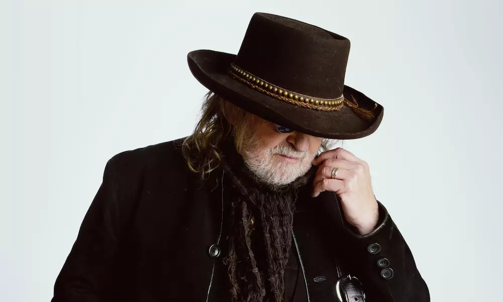 'Austin City Limits' 데뷔에 대한 Ray Wylie Hubbard의 Tom Petty 공물 보기