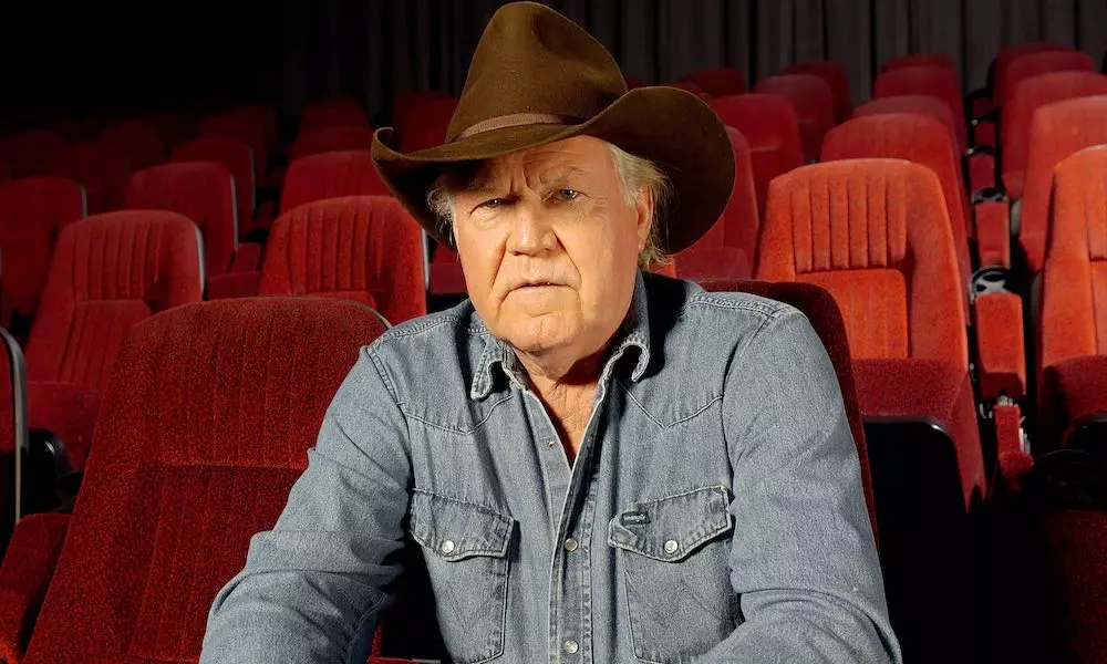 Mawaƙin Majagaba Billy Joe Shaver Ya Mutu Yana Da Shekara 81 | uDiscover