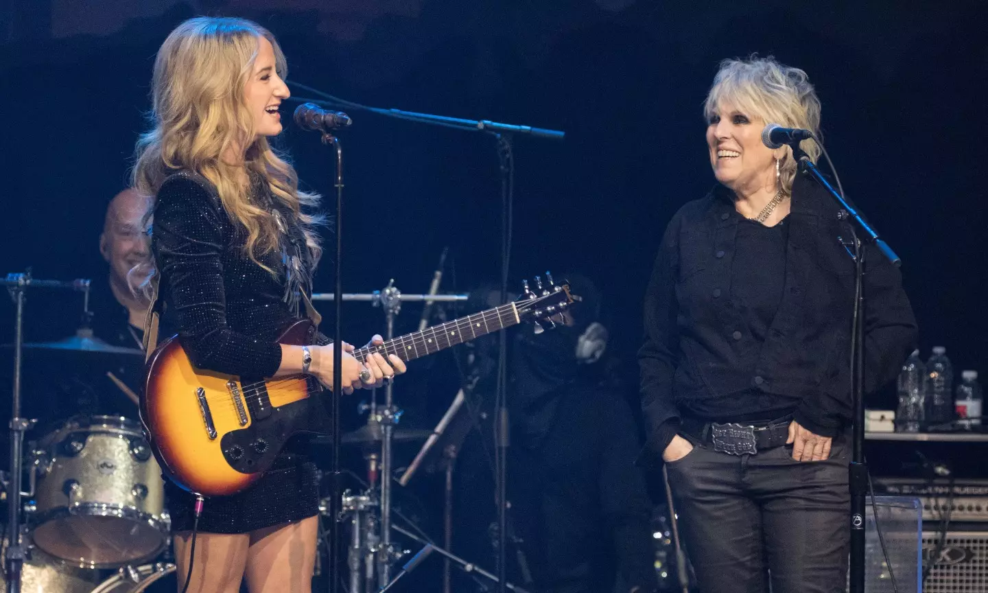 Margo Price docht mei oan Lucinda Williams foar prestaasjes fan 'Austin City Limits'