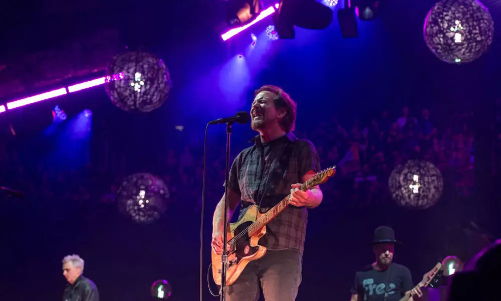 Pearl Jam, Beck om Eddie Vedder's Ohana Encore Festival te spyljen