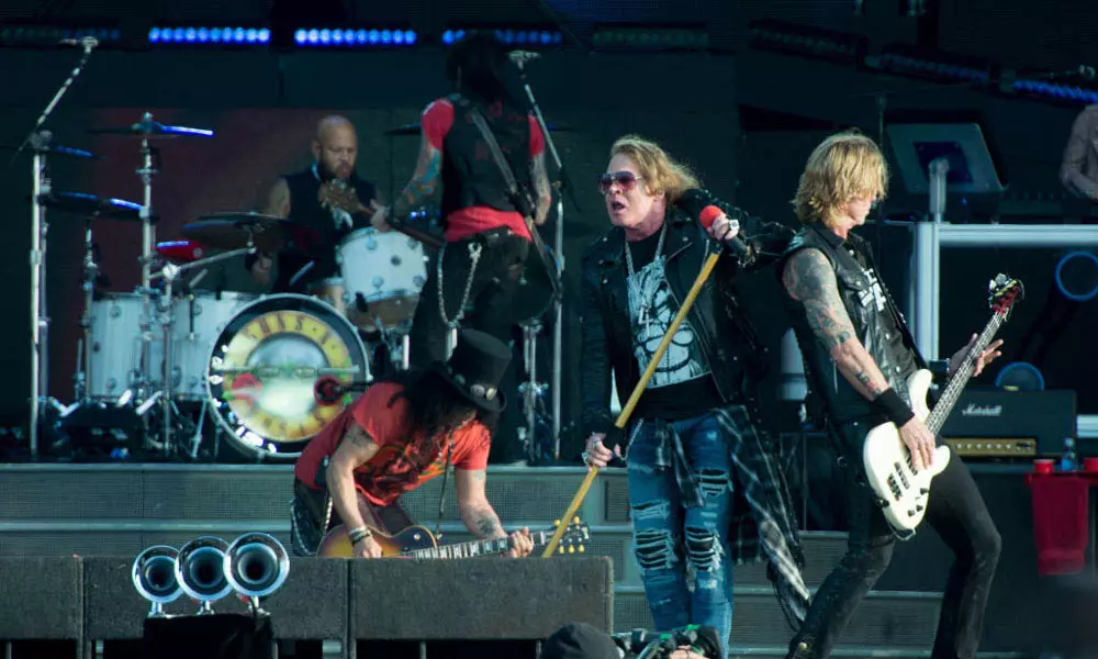 Guns N’ Roses Fost Headliners Għall-2021 BottleRock Festival